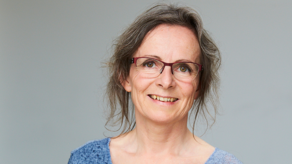 "Share it with someone"– Q&A with Confronting Shame author Ilse Sand